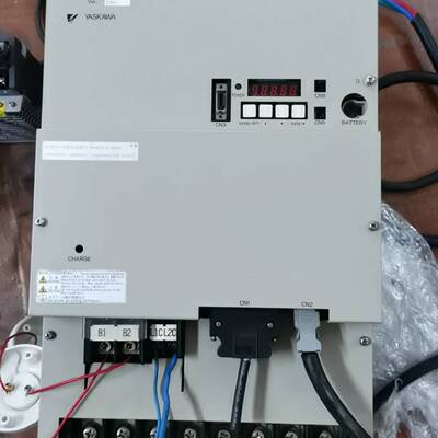可维修安川二代SGDM-1AADA驱动器3500台 成色图这议价