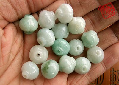 小灯笼珠子小坠子天然翡翠玉