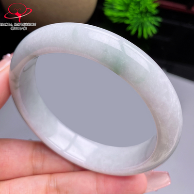 豪8印象X26100X512翡翠手镯圈口61.2天然冰糯种绿飘花缅甸玉镯67g