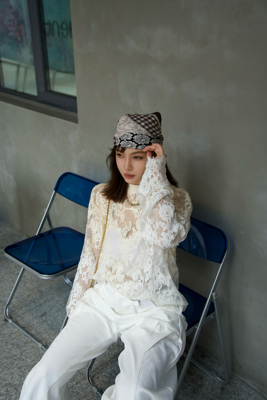 THEA买手店SENSEAWEEK25SS 宽松黑白蕾丝长袖上衣可内搭可外穿