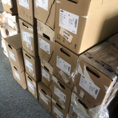 变频器ACS580-01-145A-4 75KW议价
