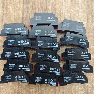 议价继电器底座RXZE1M2CRXZE1M4C