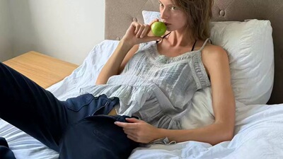 现bubble韩代东大门londonflat女士时尚百搭褶皱吊带实体秒发