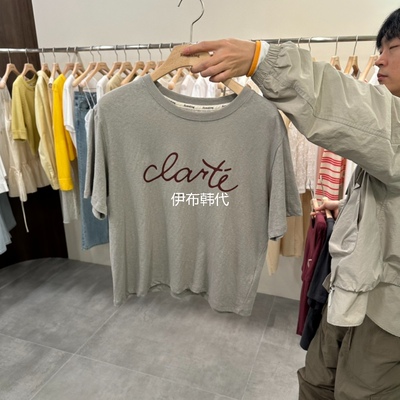圆领休闲字母宽松短袖T恤女