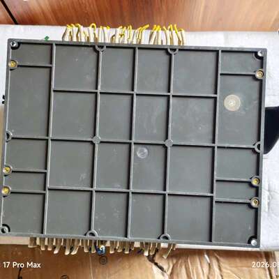 议价三菱PLC AOJ2HCPU，拆机件，成色还可以，功能正常，