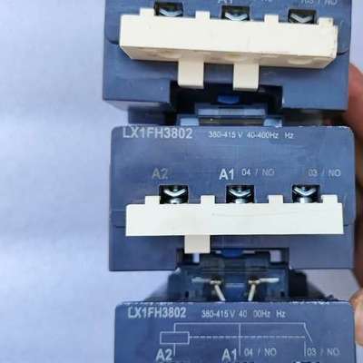 LX1FH3802接触器线圈，，新，原议价