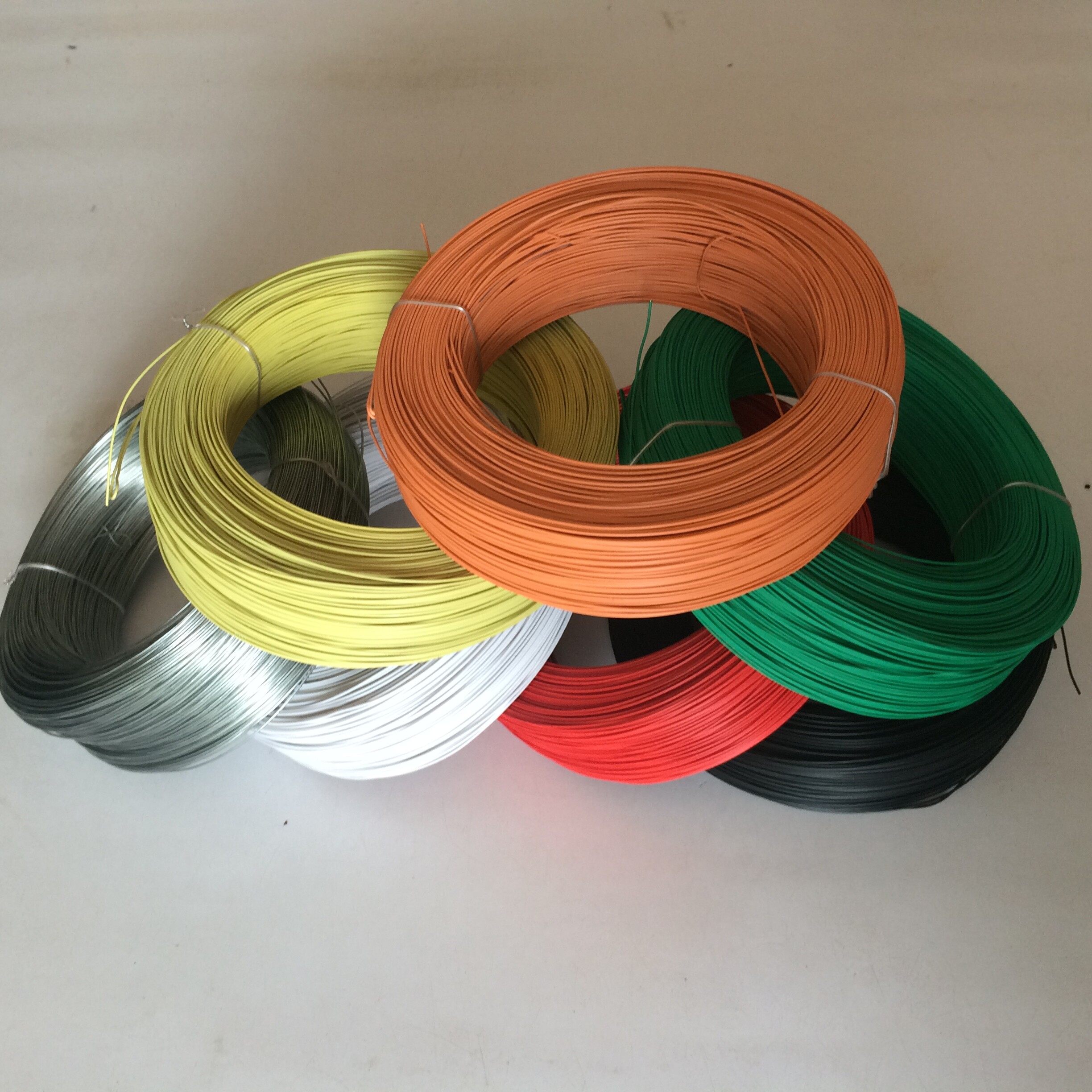 红色圆形1MM 工艺品扎丝绳子电缆扎线 捆扎带 铁丝扎线包胶