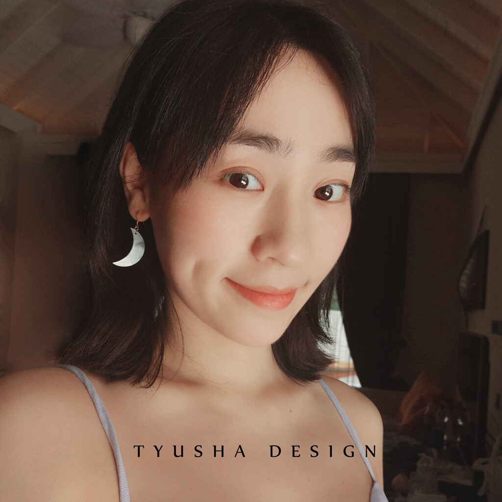 TYUSHA设计 唯美月亮 天然海水黑蝶贝壳美国进口14K注金耳环耳挂