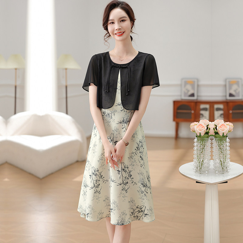 妈妈夏装新中式洋派洋装2026新款中老年女士国风短袖裙子假两件