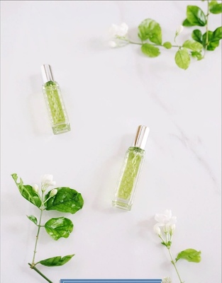 清新幽香白花调茉莉香水 香而不艳 仿佛置身于茉莉花田中 12ml