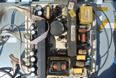 厦华 LC-32HU19 拆机电源板 782.32HU25-200B 200C