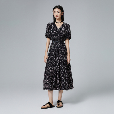 普普风法式V领收腰波点连衣裙