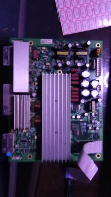 LG等离子42V7 Y板 6870QYE011D/6870QYE011D 6871QYH045D实物图