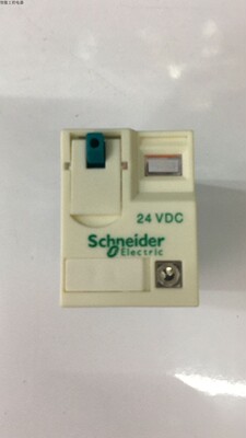 继电器 RXM4AB2BD  二开二闭