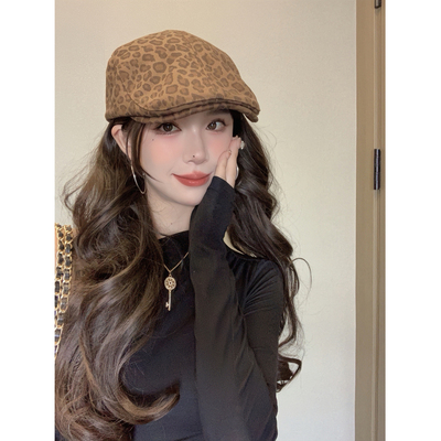 2025秋冬豹纹前进帽子女个性贝雷帽复古鸭舌帽潮辣妹画家帽显脸小