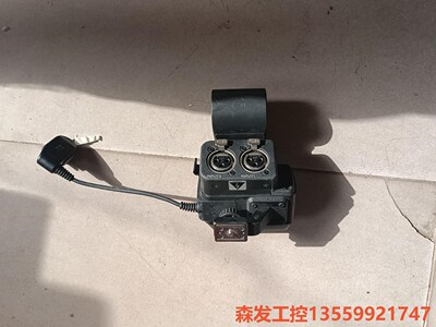 索尼PDX10P话筒适配器 原装48V 2卡龙口（没有外置麦森发议价商品