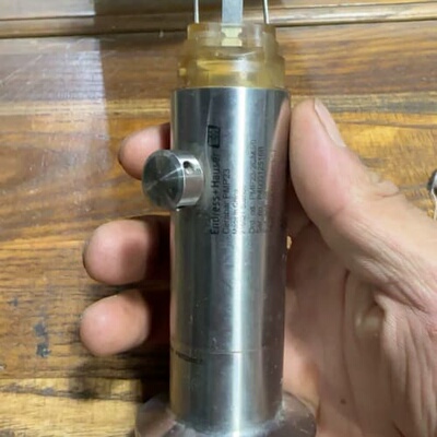 议价E+H PMP23-2CM3/0压力变送器一只，成色如图所可维修