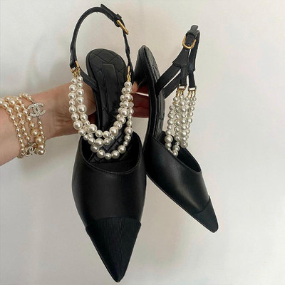 小香风拼色细跟高跟鞋女2026夏季新款尖头珍珠链条法式包头凉鞋