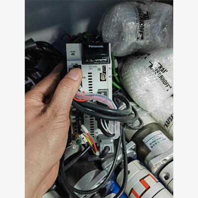 松下A6伺服电机750W，仓
