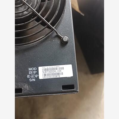 施耐德APC SURT3000XLICH不间断电，带电池 特