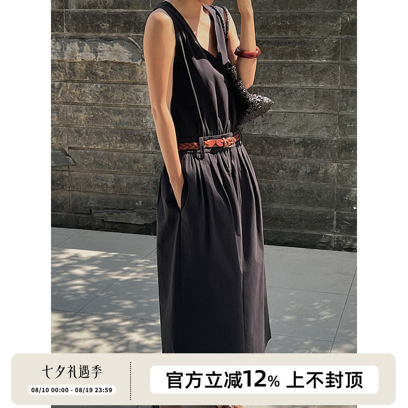 SOTHEA 时髦度假风 2026年夏季双V领个性无袖收腰绑带长款连衣裙