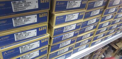 议价询价三菱全新原装伺服MR-J3-40A  +HF-KP43B议价询价