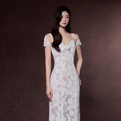 越南小众RAFFINE 2025年秋季新款优雅白色蕾丝花卉法式长裙