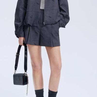 真我永恒2025秋季新品女士中腰短裤2535C11103吊599