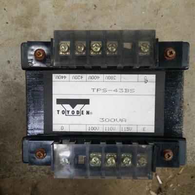 300VA TOYODEN 380V 110V TPS-43BS 日本 进口 已测 二手 拆机