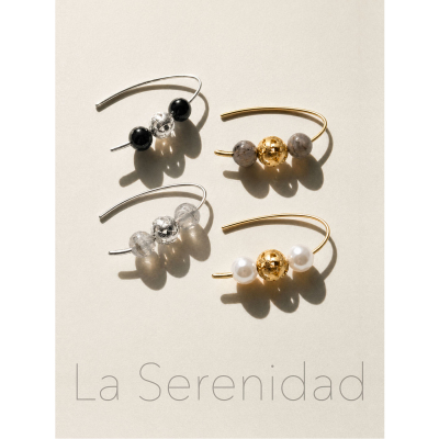 LaSerenidad磨砂水晶冷淡风耳环