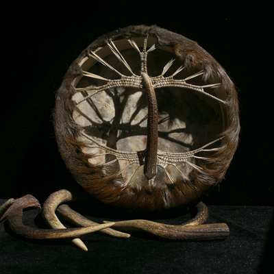 梅花鹿皮鹿角传统撒满鼓手鼓仪式