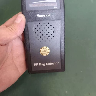 议价出售RF Bug Detector反监听设备，成色如图，没充