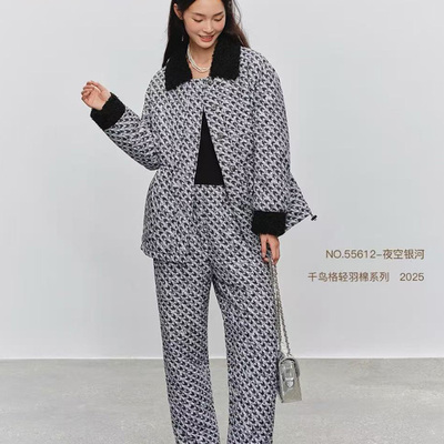 卡路曼 冬季女千鸟格轻羽夹棉修身外穿收腰中长款家居服睡衣55612