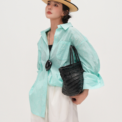 谭烟米冰河蓝色薄款衬衫