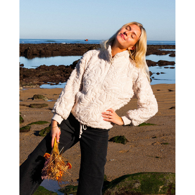 奶芙半拉绒下摆抽绳抓绒羊羔绒