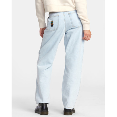 男友风直筒宽松牛仔裤