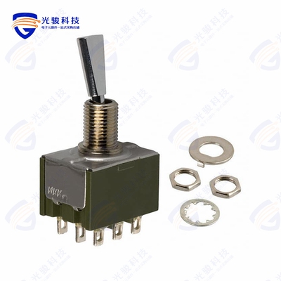 M2032ES1W01 《SWITCH TOGGLE 3PDT 6A 125V》