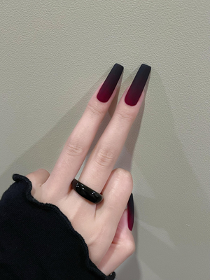 2025新款手工穿戴甲长款哑光磨砂美甲红黑渐变高级感暗黑风辣妹