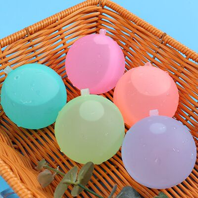 热销硅胶水球注水吸水夏季海边打