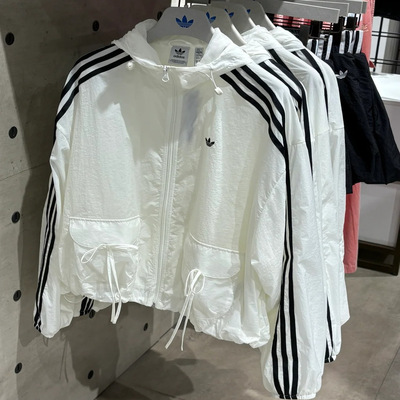 三叶草蝴蝶结细节宽松风衣外套