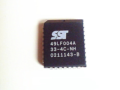 SST49LF004A33-4C-NH 49LF004A P80C34EBAA PLCC32储存器芯片