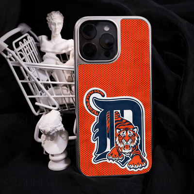 D虎图案手机壳大孔电镀黑框碳纤维二合一玻璃适用苹果17promax华为PURA70PROPLUS小米15PROPURA80PROPLUS