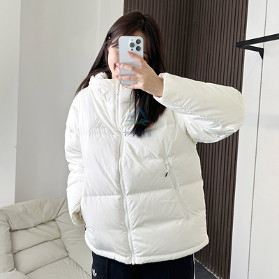 阿迪达斯女子保暖连帽羽绒服外套