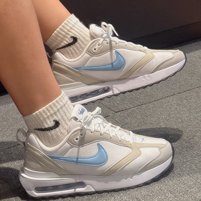 Nike耐克女子AIRMAX气垫运动鞋