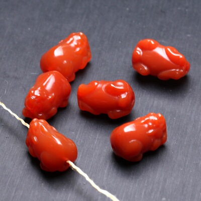 10x11x17mm天然南红玛瑙通孔貔貅 DIY手链项链配饰