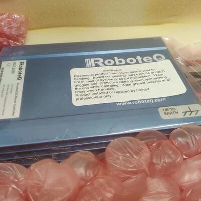 HDC2450 刷式直流电机控制器 RoboteQ工业工控控制器议价维修