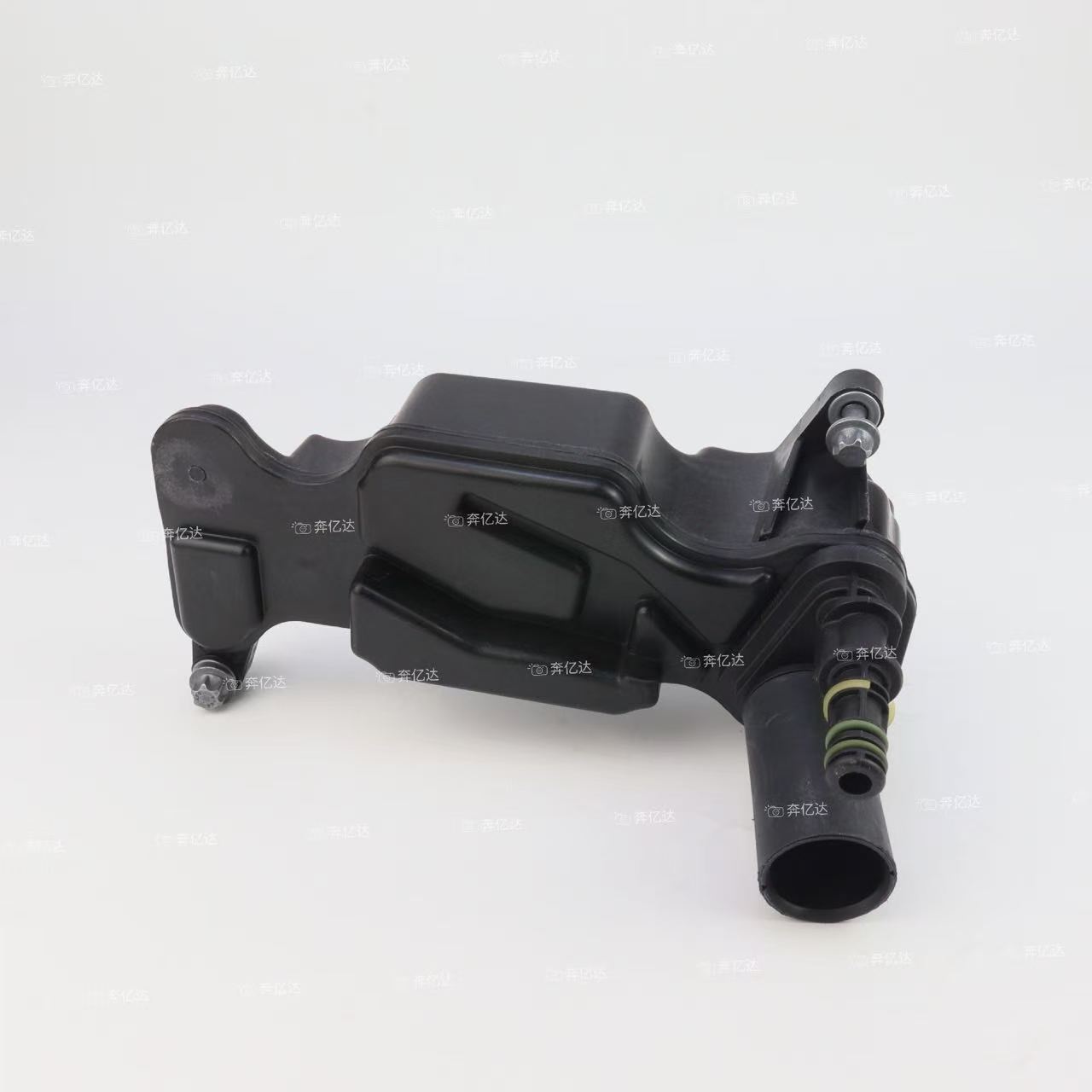 适用奔驰M270 M274 E200 E260 GLC200 GLA200Q50油水分离器废气阀