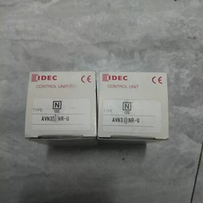 可维修和泉急停按钮开关 AVN311NR-U 带包装 有8个议价