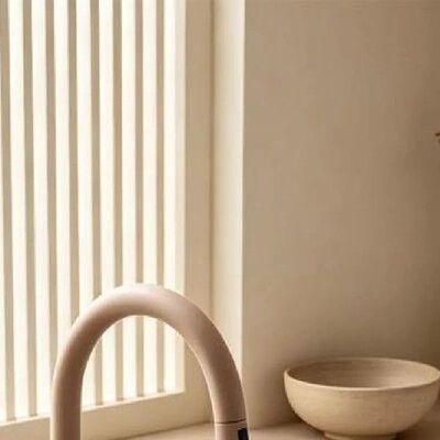 Silicone Water Retaining Dam Strip with Suction Cups Water
