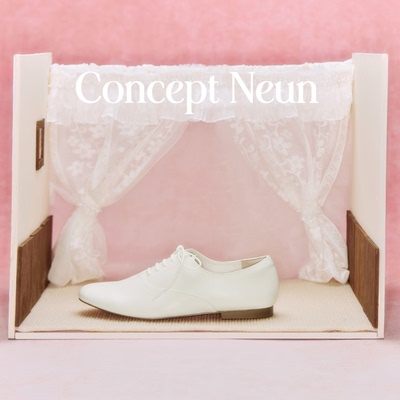 Concept Neun Fairytale系列白色平底女德比鞋
